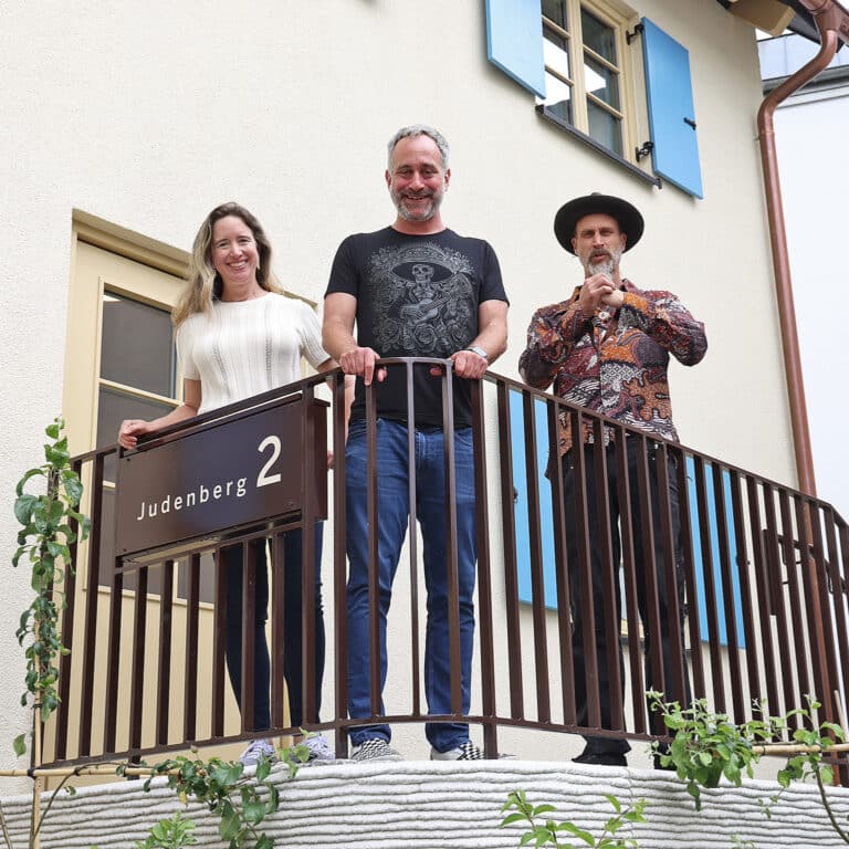 Going Green with Lisa Bronner